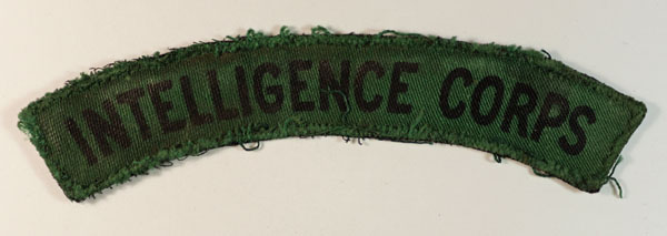 INTELLIGENCE CORPS WW2 Printed Shoulder Title Badge – CALICO PRINTERS ...