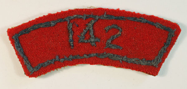 142 REGIMENT WW2 Embroidered Shoulder Title Badge – SCARCE — Lot No ...