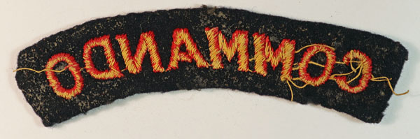 COMMANDO BRIGADE H.Q. WW2 Embroidered Shoulder Title Badge — Lot No ...