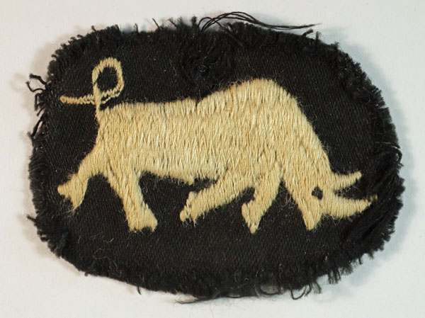 1st Armoured Division WW2 Embroidered Formation Sign Badge – Variant ...