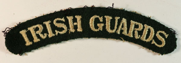 IRISH GUARDS WW2 Embroidered Shoulder Title Badge — Lot No. 5096 ...