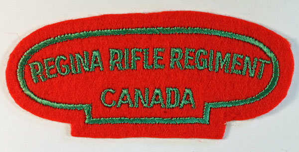 REGINA RIFLE REGIMENT/CANADA WW2 Paste Back Embroidered Shoulder Title ...