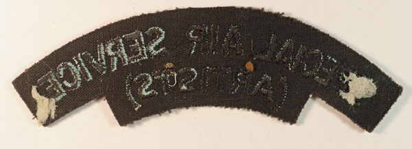 SPECIAL AIR SERVICE / (ARTISTS) Embroidered Shoulder Title Badge — Lot ...