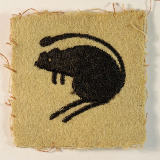 4th ARMOURED BRIGADE WW2 Embroidered Felt Formation Sign Badge — Lot No ...